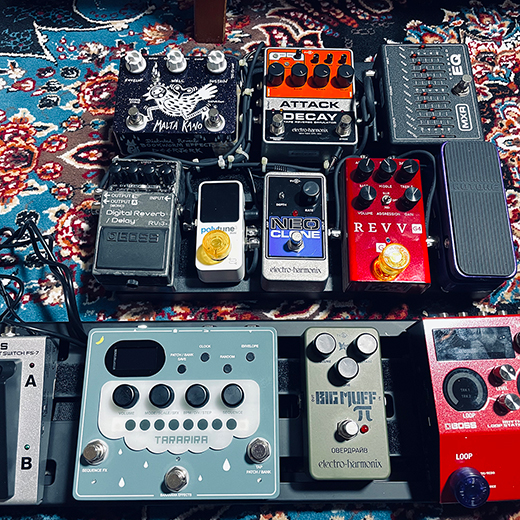 【エフェクターボード大公開】Relaさん | エフェクター専門情報サイト EFFECTOR COLLECTION BOX